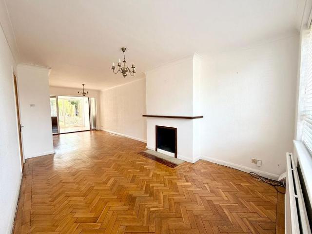 4 bedroom semi detached house to rent