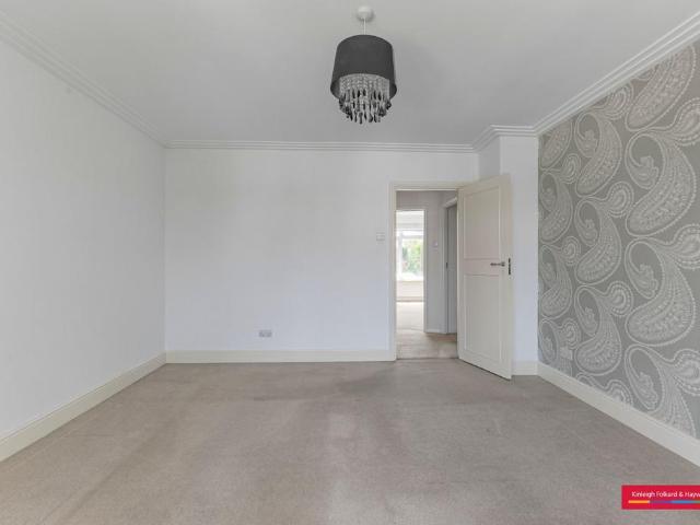 4 bedroom semi detached house to rent