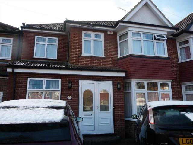 4 bedroom semi detached house to rent