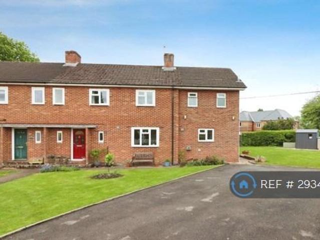 4 bedroom semi detached house to rent