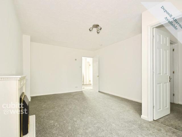 4 bedroom semi detached house to rent