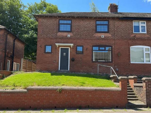 4 bedroom semi detached house to rent