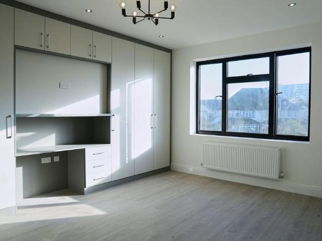 4 bedroom semi detached house to rent
