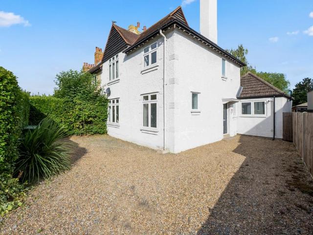 4 bedroom semi detached house to rent