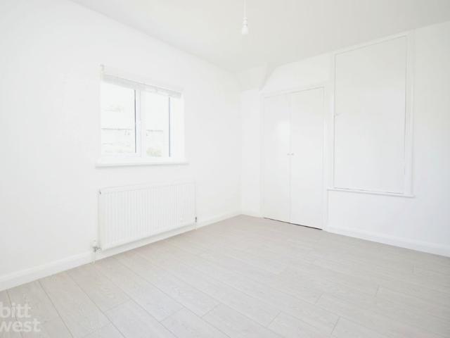 4 bedroom semi detached house to rent