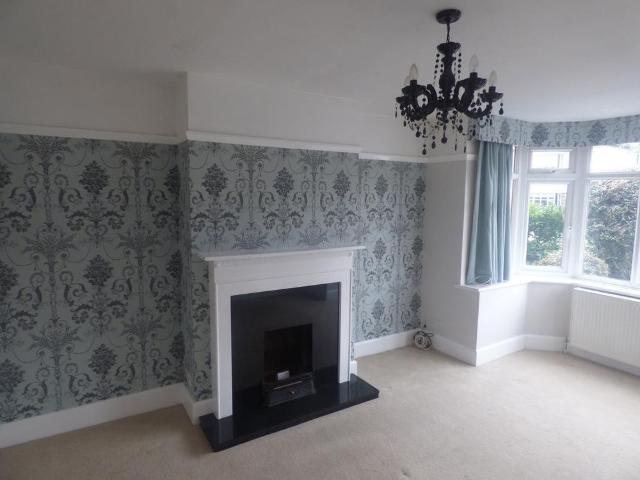 4 bedroom semi detached house to rent
