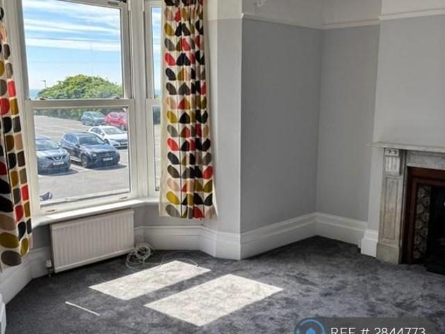 4 bedroom semi detached house to rent