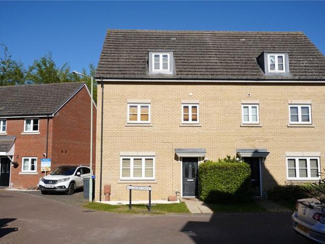 4 bedroom semi detached house to rent