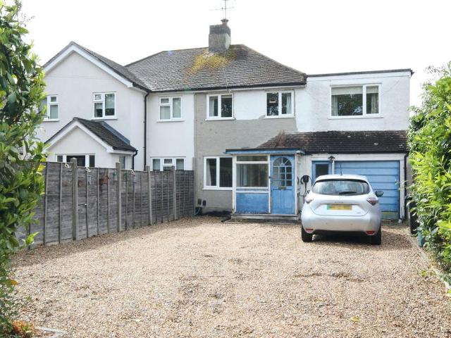 4 bedroom semi detached house to rent