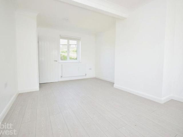 4 bedroom semi detached house to rent