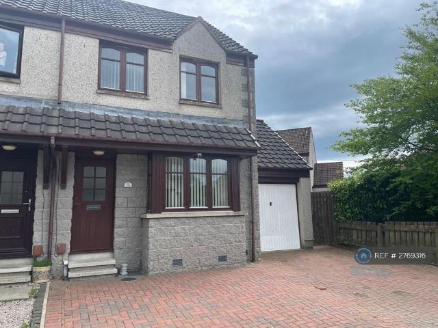 4 bedroom semi detached house to rent