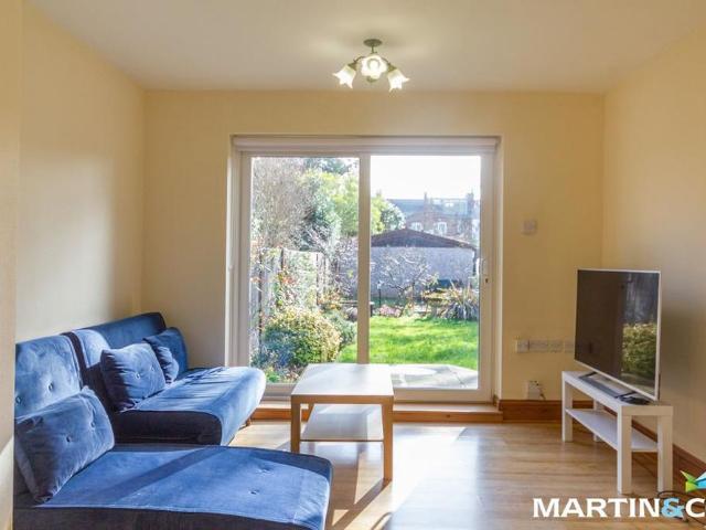 4 bedroom semi detached house to rent
