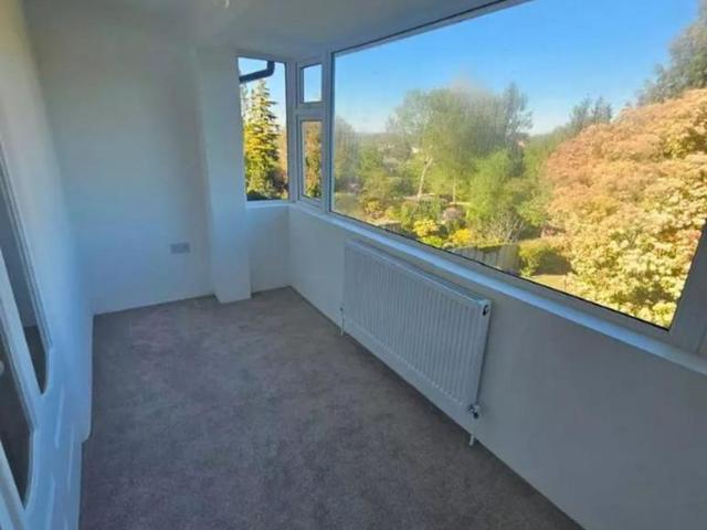 4 bedroom semi detached house to rent