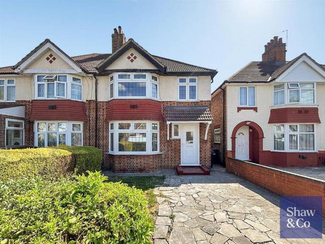 4 bedroom semi detached house to rent