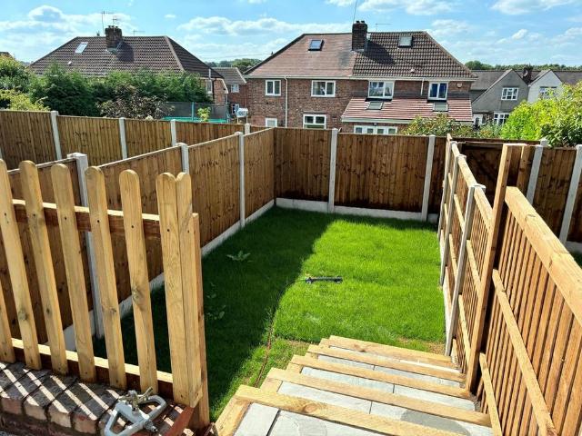 4 bedroom semi detached house to rent