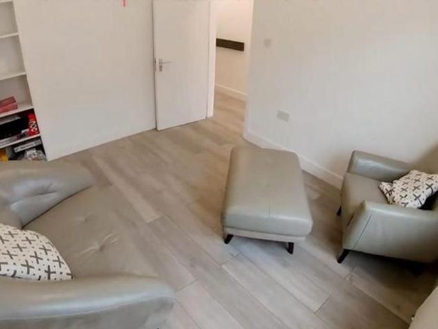 4 bedroom semi detached house to rent