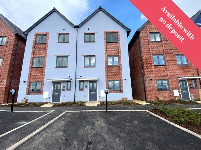 4 bedroom semi detached house to rent