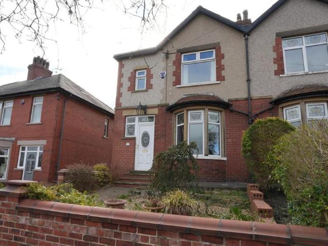4 bedroom semi detached house to rent