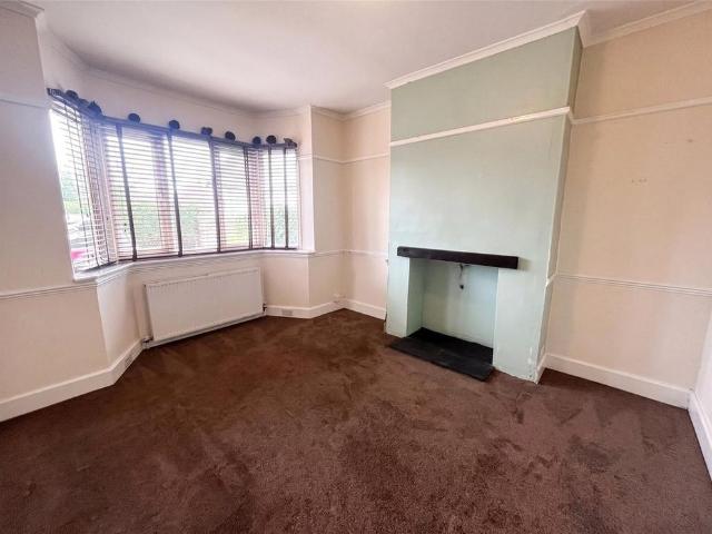 4 bedroom semi detached house to rent