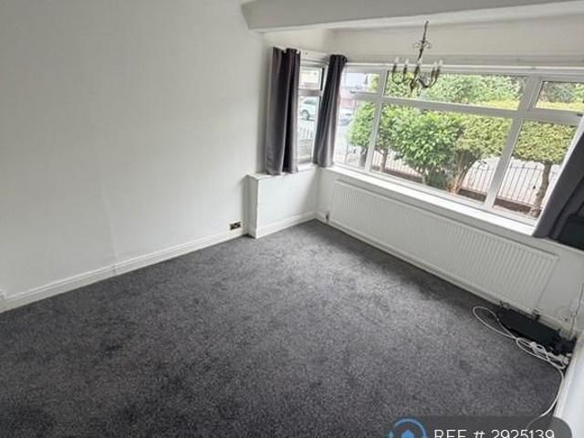 4 bedroom semi detached house to rent