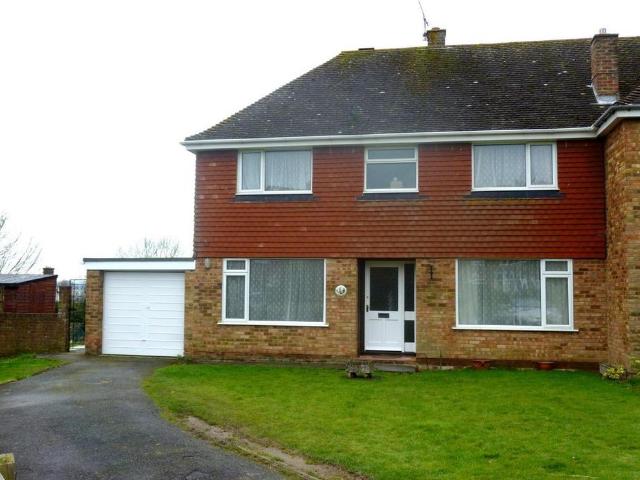 4 bedroom semi detached house to rent