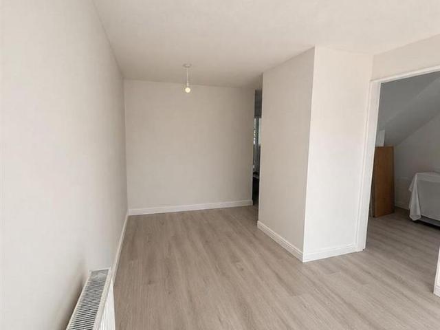 4 bedroom semi detached house to rent