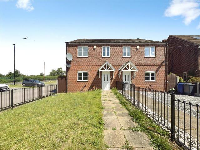 4 bedroom semi detached house to rent