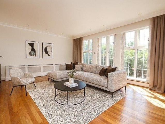 4 bedroom semi detached house to rent