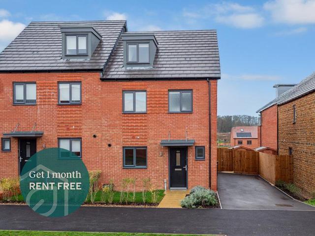 4 bedroom semi detached house to rent