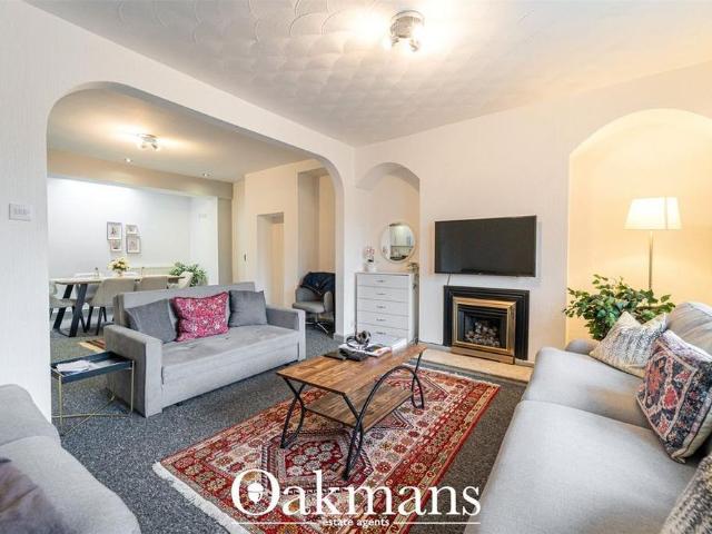 4 bedroom semi detached house to rent