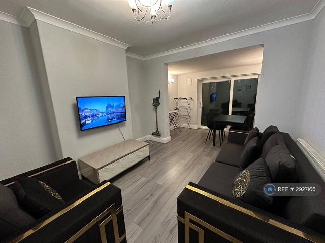 1 bedroom house share to rent