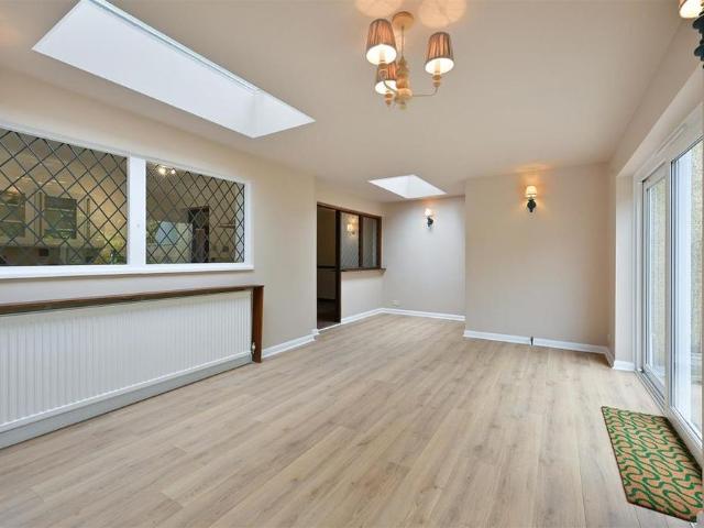 4 bedroom semi detached house to rent