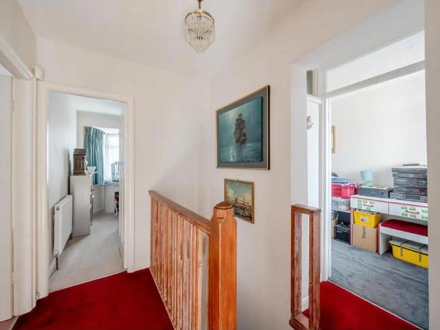 4 bedroom semi detached house to rent