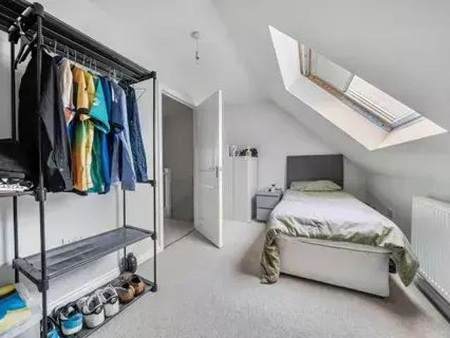 4 bedroom semi detached house to rent