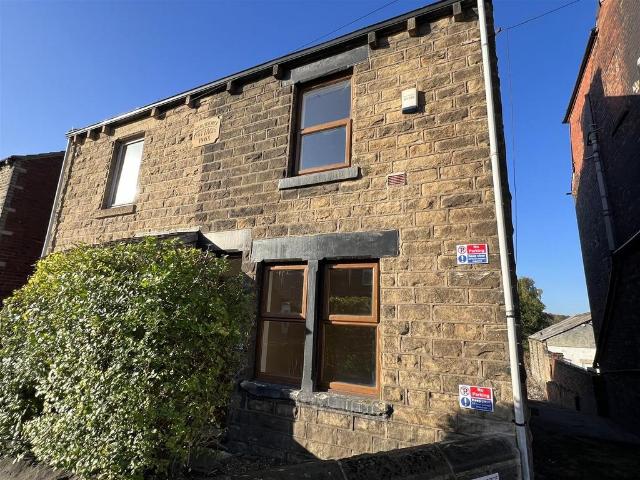 4 bedroom semi detached house to rent