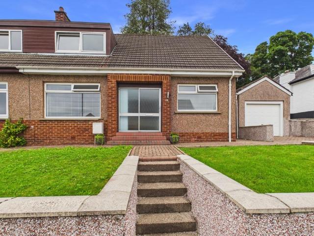 4 bedroom semi detached house to rent