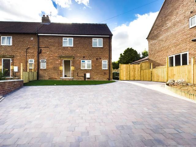 4 bedroom semi detached house to rent