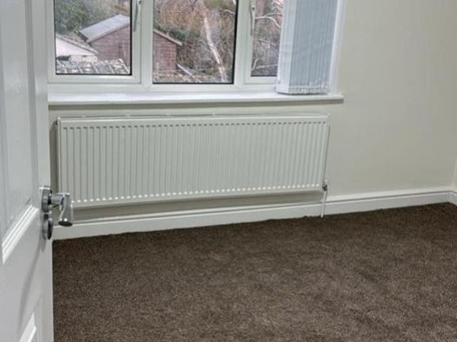 4 bedroom semi detached house to rent