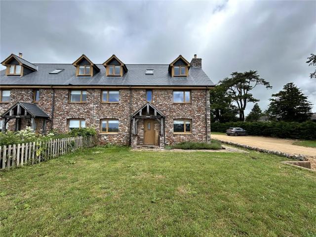 4 bedroom semi detached house to rent
