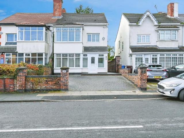 4 bedroom semi detached house to rent