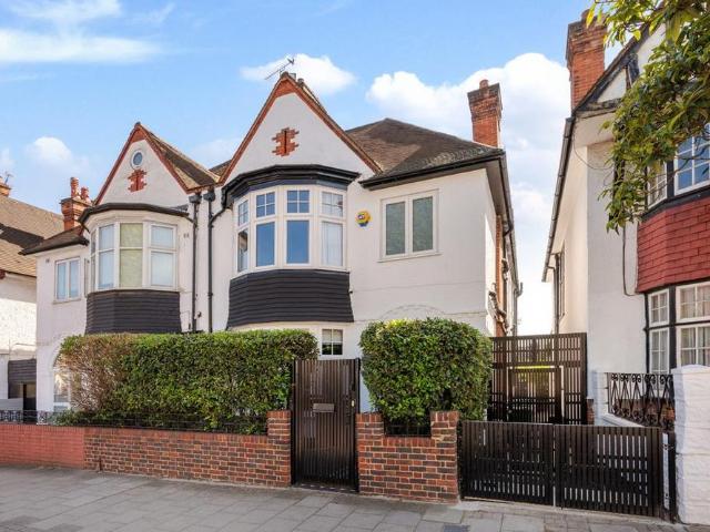 4 bedroom semi detached house to rent
