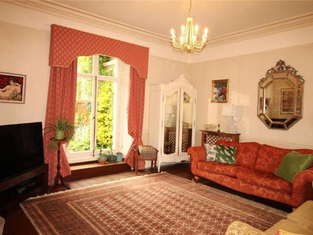 4 bedroom semi detached house to rent
