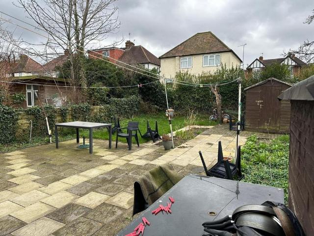 4 bedroom semi detached house to rent