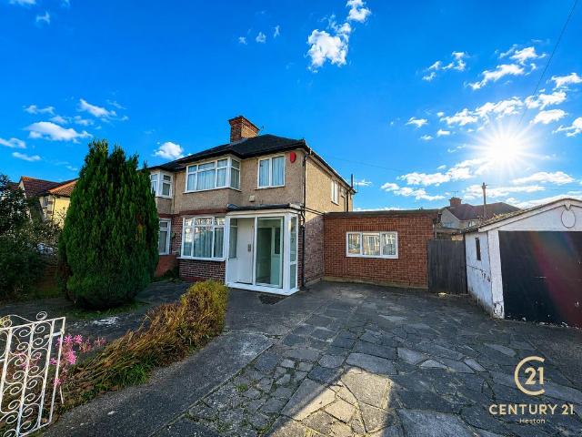 4 bedroom semi detached house to rent