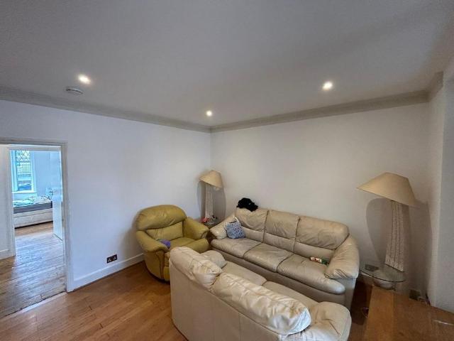 4 bedroom semi detached house to rent