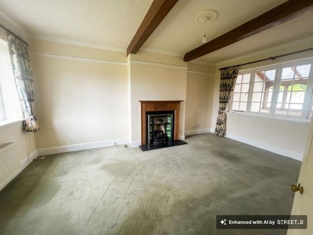 4 bedroom semi detached house to rent