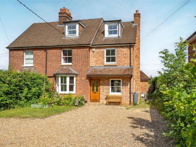 4 bedroom semi detached house to rent