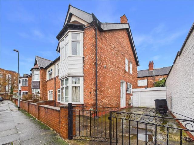 4 bedroom semi detached house to rent