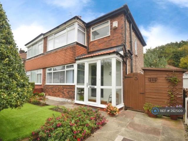 4 bedroom semi detached house to rent