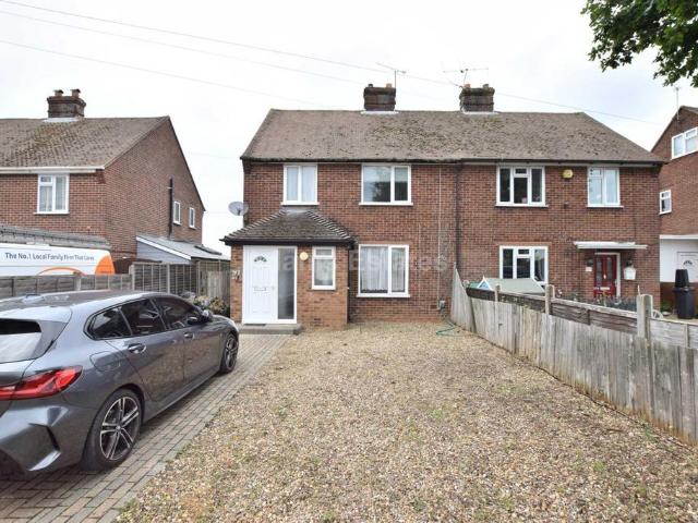 4 bedroom semi detached house to rent
